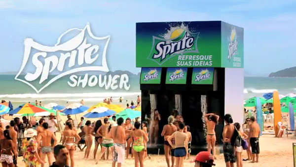 Seis campañas que aprovecharon la playa para hacer activaciones espectaculares - Mercado Negro