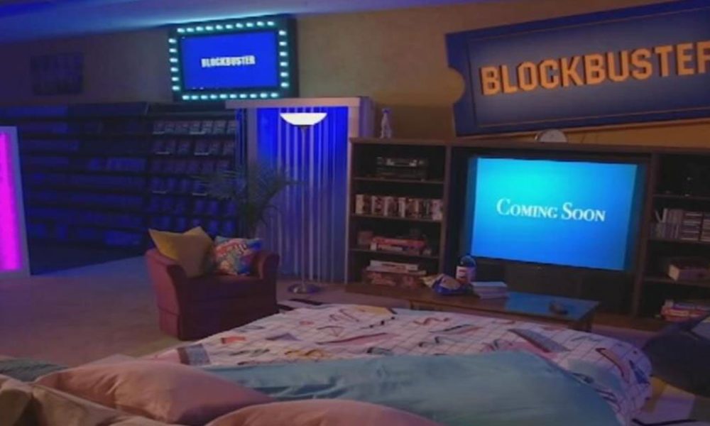 Blockbuster se une a Airbnb y vuelve por tiempo limitado