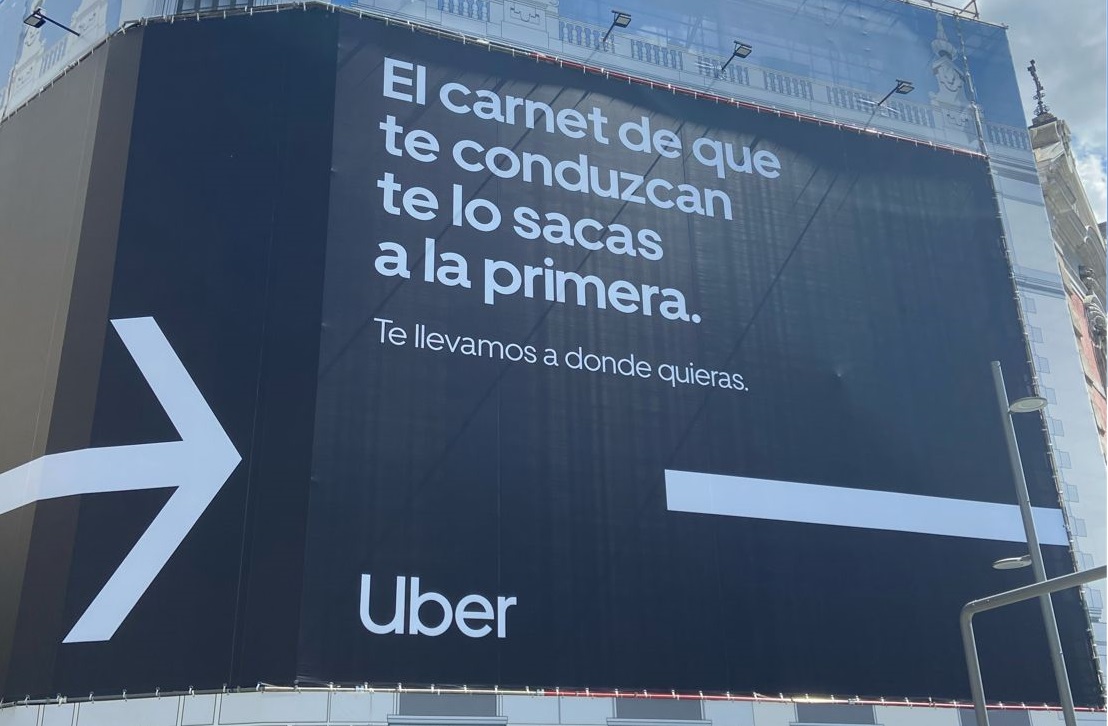OOH: Este es el nuevo carnet de conducir que propone Uber - Mercado Negro