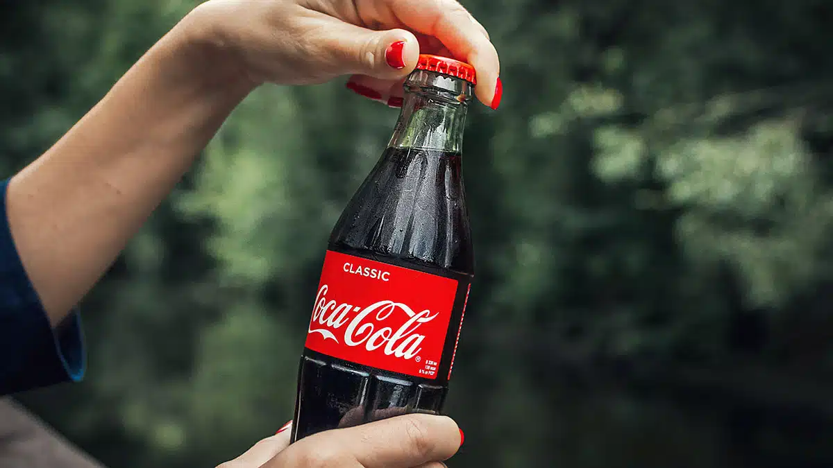 Coca-Cola usará ChatGPT y herramientas de IA en su marketing