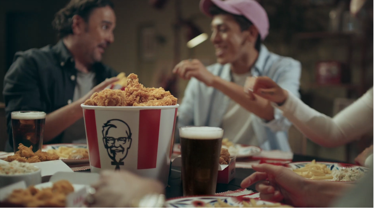 KFC lanza divertidos spots que reflejan su cercanía con las personas ...